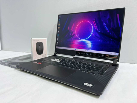 Asus Rog Strix GAMING LAPTOP RYZEN 9,  12GB video karta, 300 Ghz Ekran