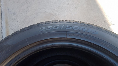 235 50 R19 Equinox radnoy shina