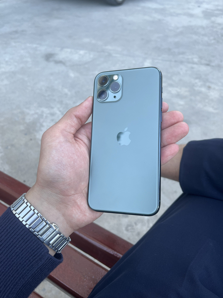 iPhone 11 pro srochni