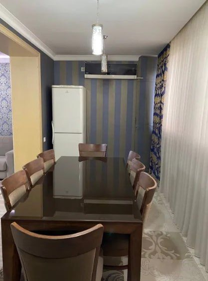 Сотилади Чиланзар Е квартал 4//4//4 140м2 ор. Мечеть Новза
