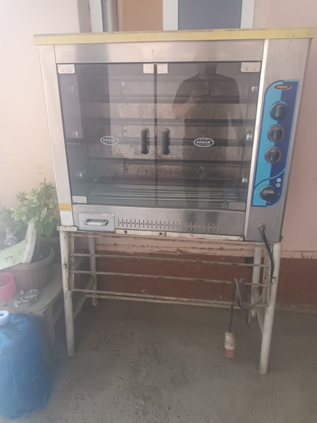 Gril aparat sotiladi