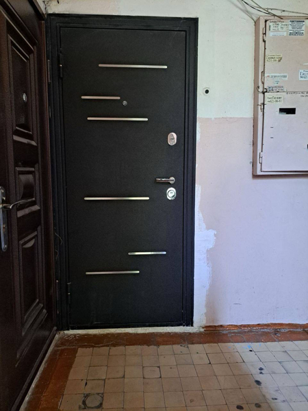 Чиланзар 19 2/2/4 срочно продаю разделка