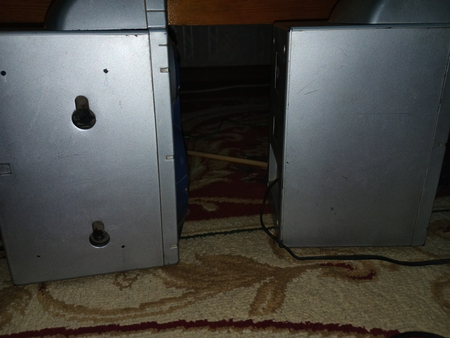 Колонки для компьютера  toxi speaker