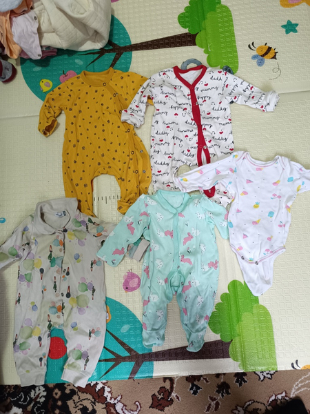 Продам детские вещи от 0 до 7 месяцев.