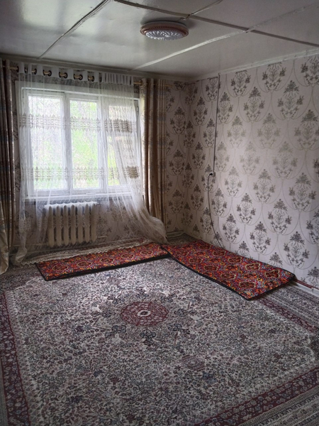 Продаю 2 ком кв-ру срочно на Кадышева