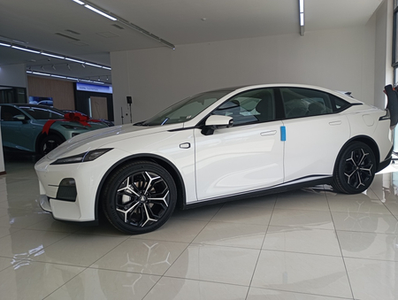 Changan Deepal SL03 200max gibrid