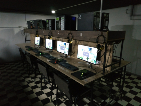 Game Club sotiladi. Moshinaga bartr bor.