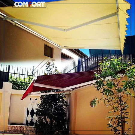 Markiza. soyabonlar. tent.