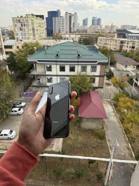 iphone xs hamma joyi ishlidi 64gb srocna