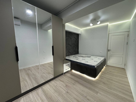 Продада кв.на Ц-4, 1в2/3/4, с нов.евро рем.ор-р Бухара