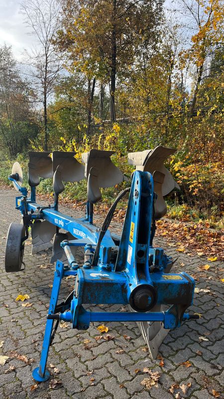 Lemken Opal 120 Omoch Plug Case Puma, Claas Arion Belarus tortadi