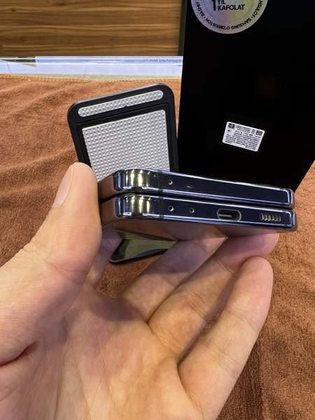 Samsung Flip 5 256Gb