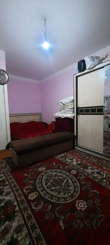 Город Ангрен.Дом уютний