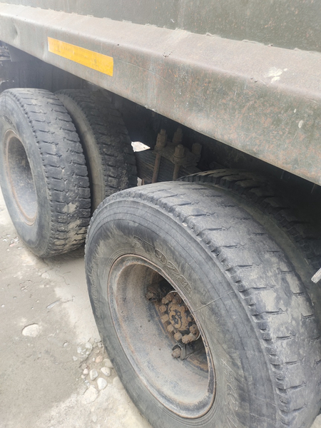 Kamaz sotiladi holati yahshi