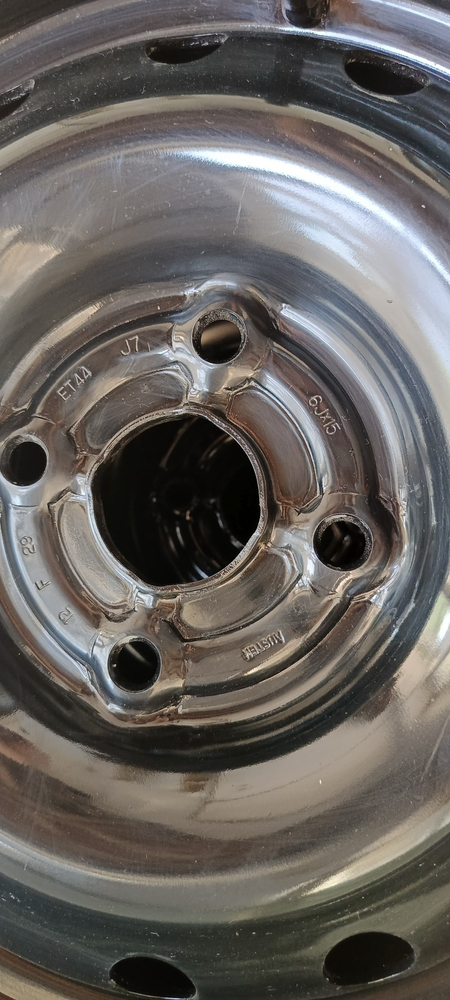 KUMHO.solus LASETTI R15.60/195