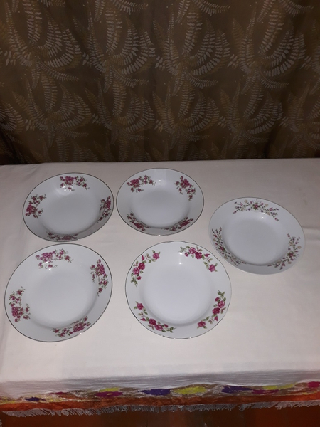 Продаю тарелки Японские
