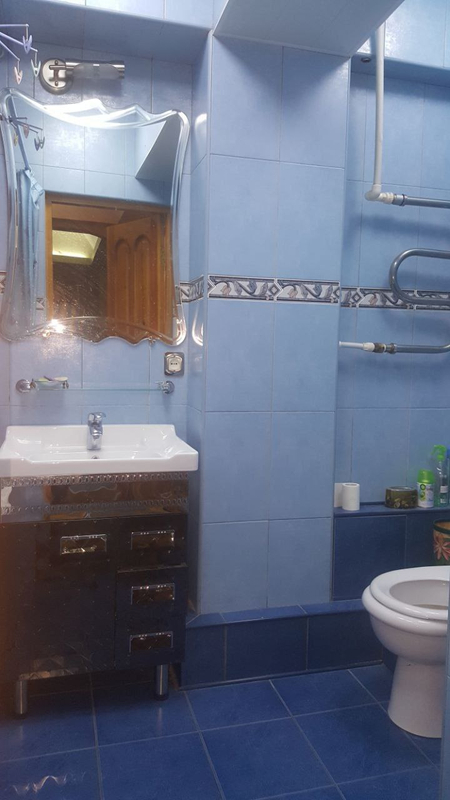 Сдается Айбек 2/6/9/ 70м².