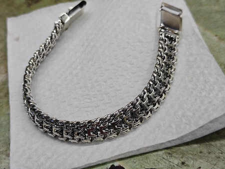 Продам браслет серебро 925 ( новое)
