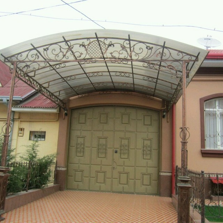Darvoza va temir panjaralar yasaymiz va o'rnatib beramiz