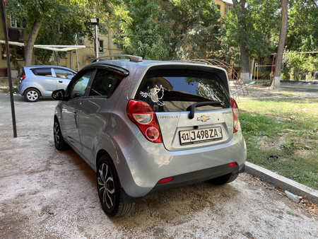 Продам SPARK 4 evro автомат