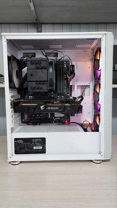 Gaming PC home set up