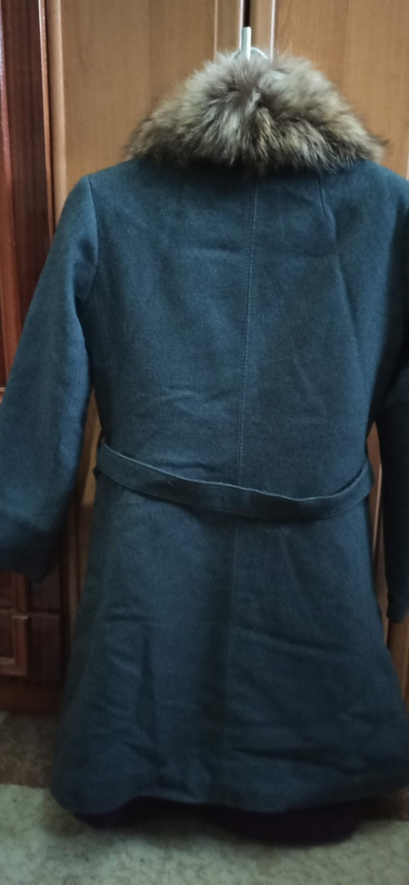Продам пальто женский