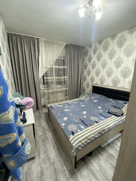 Продается 2/3/4 франция.балкон2×6   средний ремонт.с мебелью и технико