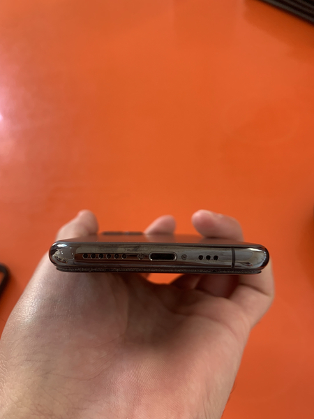Iphone 11 pro 64gb gray LLA 71%