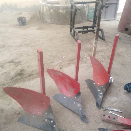 Yangi plug stoykalari sotiladi