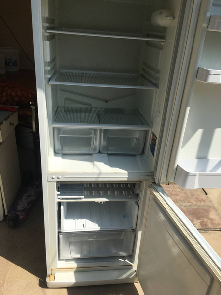 Холодильник Indesit
