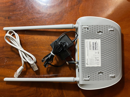 Продам Wi-Fi роутер TP-Link модель td w8961n