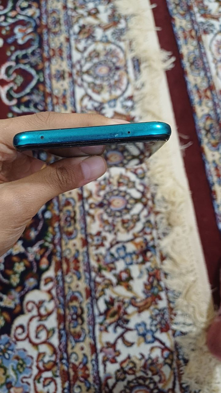Telefon Redmi sostayanisi zur hamma narsasi ishlidi
