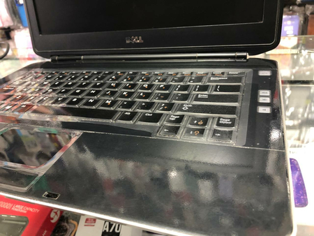 Noutbuk DELL Intel core i3 3110M