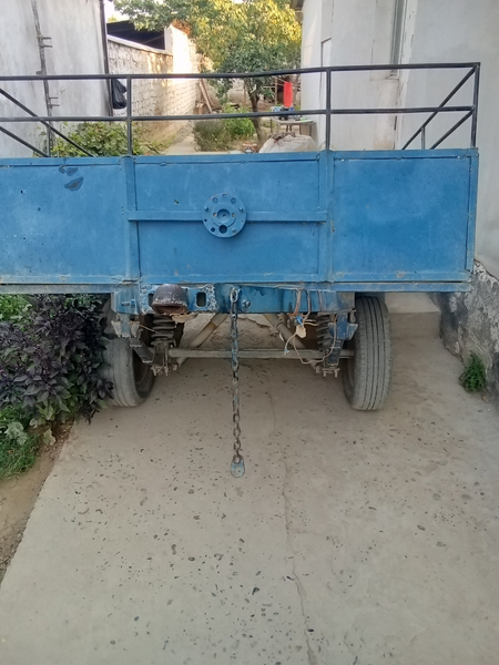 Arava sotiladi srochna