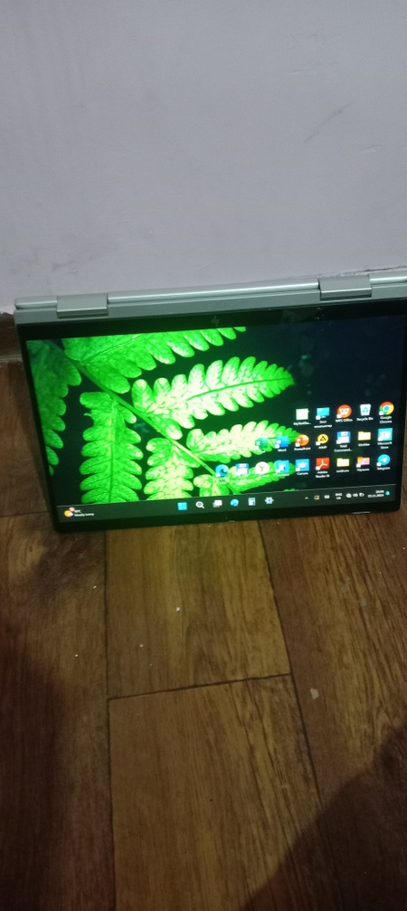 HP ENVY x 360 Laptop