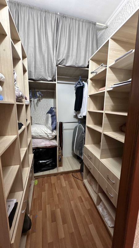 Продаю квартиру Сергели 6а. д.4.  50 кв.м.  2/5/7.