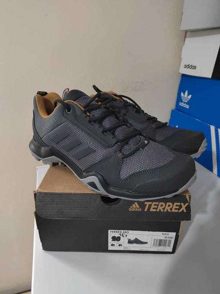 Кроссовки adidas outdoor Men\\\'s Terrex AX3 Hiking Shoe Grey Black