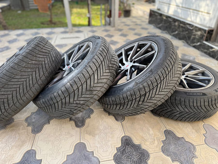 Vossen 17 Kobolt империал балони билан