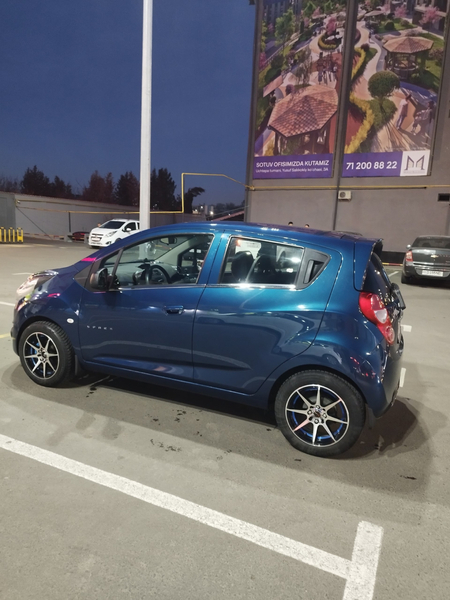 Spark sotilvotti