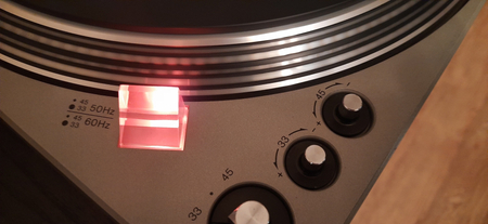 Technics SL-1700mk1.