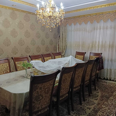 Продается 5 ком. 111 м2 Юнусабад 3 за Универсамом(м999)