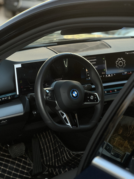 Bmw I5 eDrive 35L Продаётся