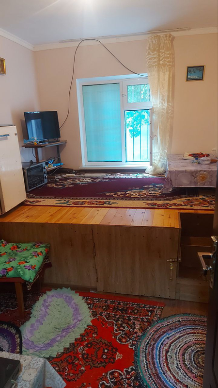 Ko‘p qavatli Uy sotiladi.