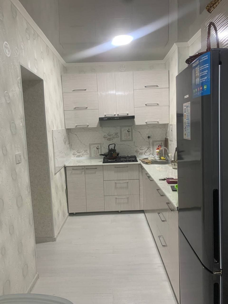 Продам квартиру в Мирзо Улугбек район Максим Горький 5/5/2 70кв