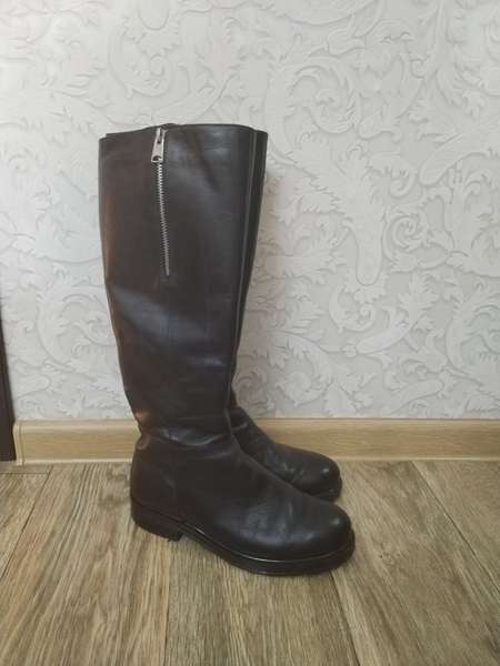 Продам женские сапоги