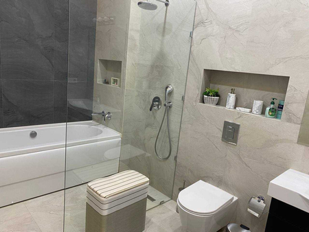 Сдается квартира в новостройке по улице мирабад Grand Mir Hotel