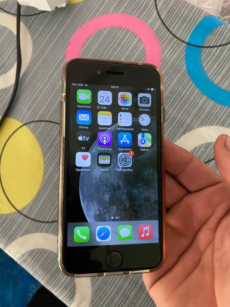 Iphone 8 ideal qora rangda