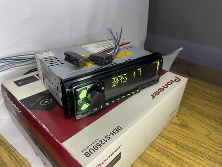 pioneer yakos mafon b/u Blutus usb aux fm ovozi zor rangi o’zgaradi
