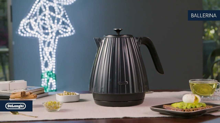 Чайник DeLonghi KBD 2001 BK Ballerina