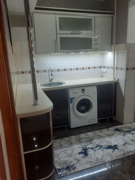 Tezda uy sotiladi 3xonali